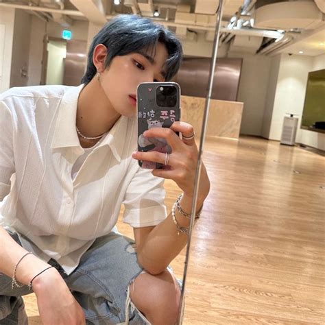 Pin By Pluto On Lun8 Kpop Icon Pop Group