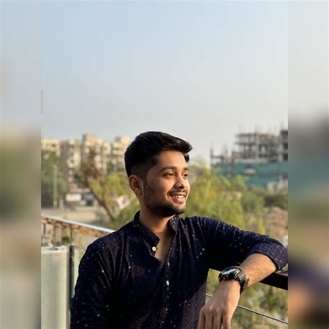 harsh vaghela medium