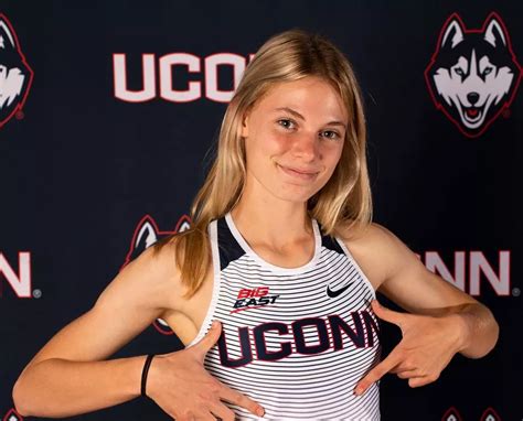 Bangors Anna Connors Signs With Uconn Track And Field