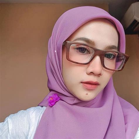 Postingan M I R A S K Ylemon8