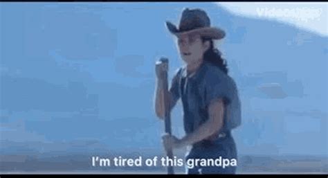 Plot Holes Gifs Get The Best On Giphy Vrogue Co