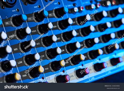 255 Multi Channel Sound Board Images Stock Photos Vectors Shutterstock