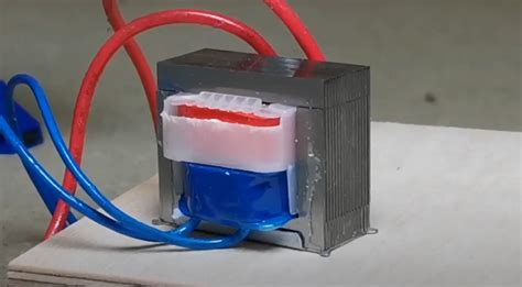 What Is An Electrical Transformer ElectronicsHacks