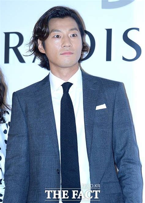 Lee Chun Hee 이천희 Picture Gallery Hancinema The Korean Movie