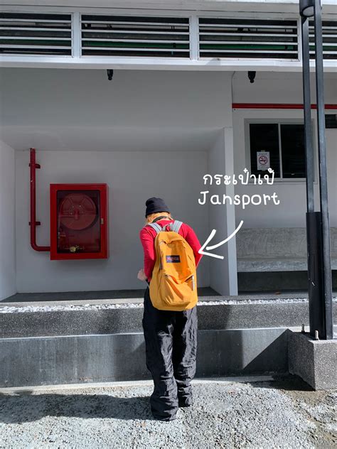 Outfit Inspo แต่งตัวเป็นเด็กไฮสคูลเมกา🤓 แกลเลอรีที่โพสต์โดย ༄ W𝓔irder Lemon8