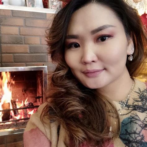 Илтгэх “Илтгэх Индрийн Ирээдүй” ТББ ын ИИИ 2025 УЗ Өөрийн хүсэл мөрөөдлийн төлөө тууштайгаар