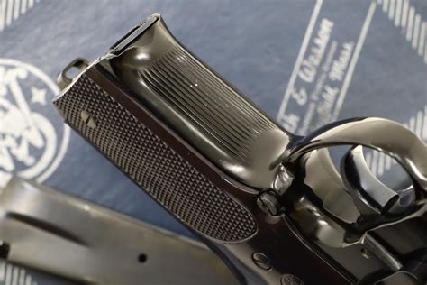 S W Model 59 Near NIB Spare Mag A179119 A 1795 Historic Investments