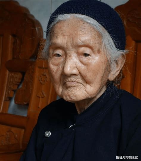 百岁老人看起来只有60岁秘诀不是喝牛奶多运动而是做这4件事 搜狐大视野 搜狐新闻