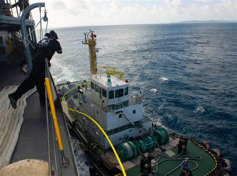 美軍潛水母艦睽違6年再泊靠日本 強化對中嚇阻力 新唐人亞太電視台