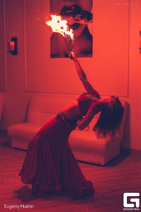 Hire Bellydancer Belly Dancer In Miami Beach Florida