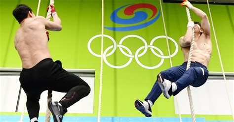 포토 빨래판 복근 드러낸 유도 국가대표