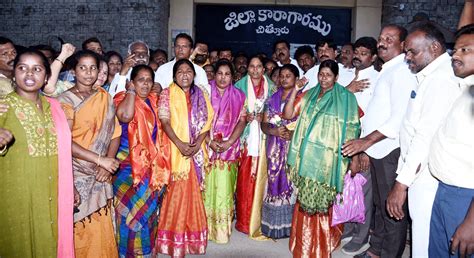 రోజా ఇంటి వద్ద అరెస్టయిన టీడీపీ నేతలకు బెయిలు Bail For Tdp Leaders