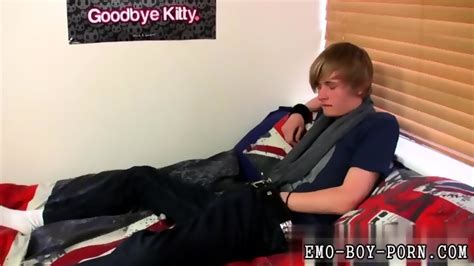 Christopher Robin Gay Sex Brent Daley Is A Nice Blonde Emo Guy One Of Our Men Picked Up Eporner