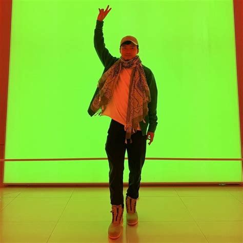 創業第 122天 ｜ 這不該是爬蟲的活，但我還是得幹 今天又寫了一整天的爬蟲，覺得我的職涯有一半時間都在「爬後台」。 但不是因為技術不願意開