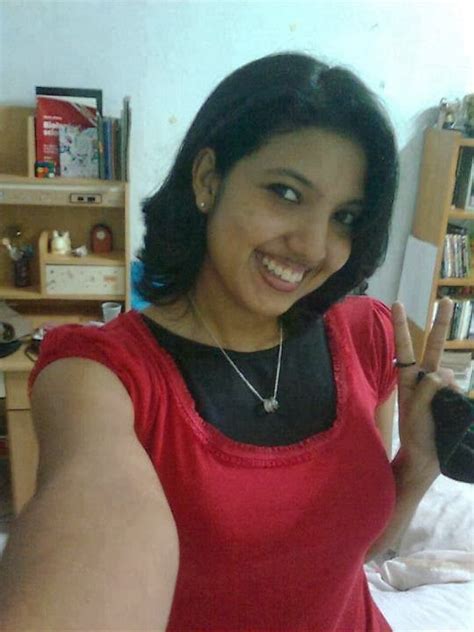 සිංහල වැල කථා කෙල්ලො හුකන ඒවා බඩු ගහන ඒවා ඔක්කම මෙන්න අතේ ගහන්න පට්ට සෙක්ස් ටිකක්