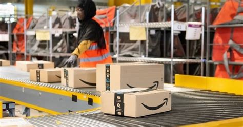 Amazon Trainiert Ki Auf Erkennung Von Beschädigten Artikeln Pctippch