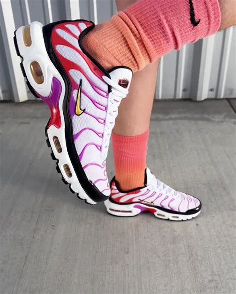 Nike Air Max Plus Women S Shoes Nike Sk