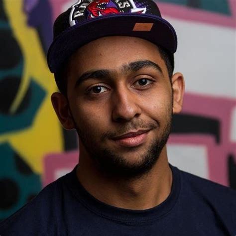 Aamen Mostafa Medium