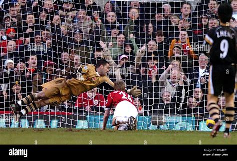 Manchester Uniteds Darren Fletcher Scores Their Second Goal Stock