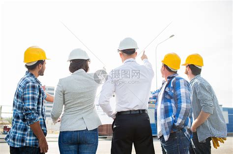商业建筑队合作人的群建筑工人建筑师硬汉建筑场景的蓝图高清图片下载 正版图片300669390 摄图网