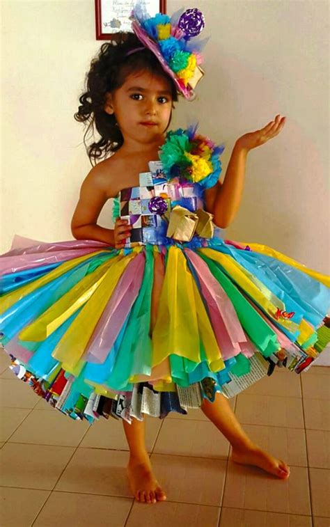 Trajes De Material Reciclado Disfraces En Reciclaje La Traje