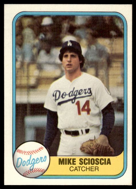 1981 Fleer Mike Scioscia 131 On Kronozio
