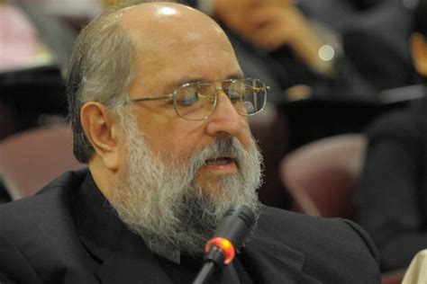 Luis Fernando Figari Al Sinodo 2008 Settimananews