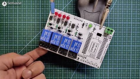 Lora Project With Esp8266 Arduino Control Relay Arduino Projects Robotics Projects