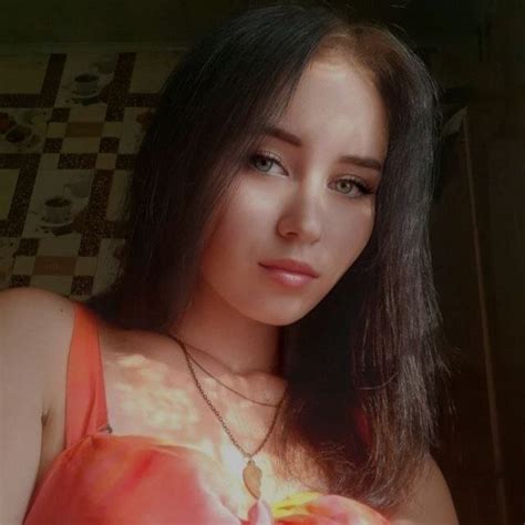 Olivia Mills Cam Model Free Live Sex Show And Chat Stripchat