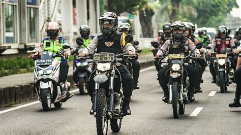 Patroli Sepeda Motor Polisi Sisir Kejahatan Jalan Di Jakarta