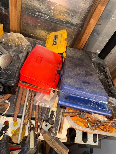 Lot 219 Small Lot Of Assorted Tool Sets Movin On Estate Auctions