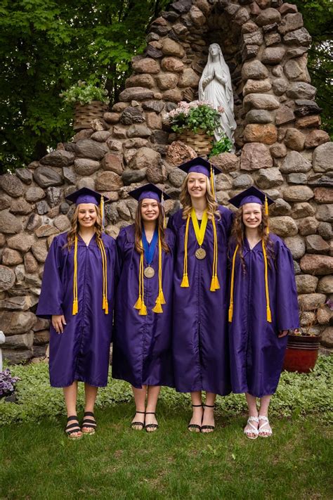 Holy Trinity Upper School Grades 7 12 Holy Trinity School Winsted Mn