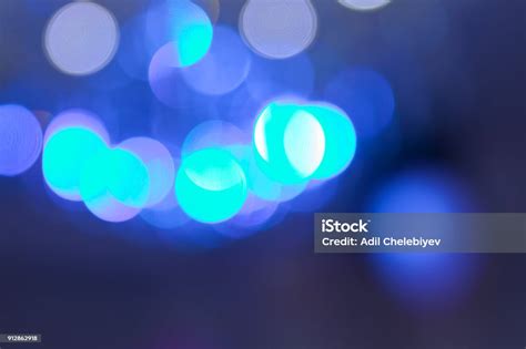 블루 빛 배경입니다 블루 추상적인 배경입니다 파란색과 보라색 Bokeh 반짝이 빈티지 조명 배경 Defocused 0명에 대한 스톡 사진 및 기타 이미지 Istock