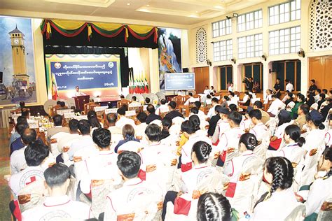 တိုးတက်ခိုင်မာအားကောင်းသည့် လူမှုအသိုက်အဝန်းဖော်ဆောင်ရေး ဆွေးနွေးပွဲတွင