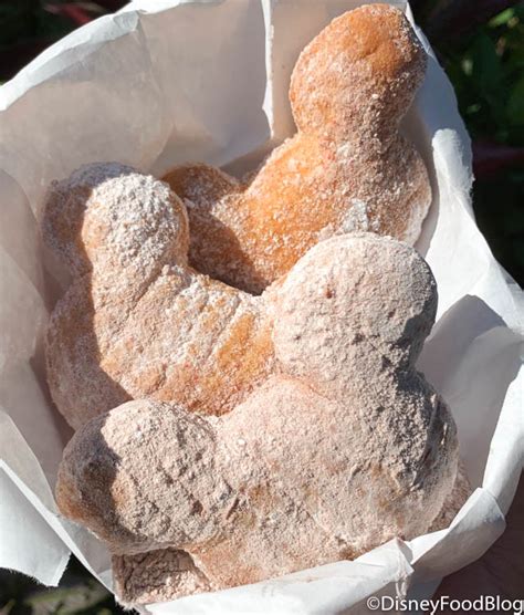 Stop Everything Were Loving These New Mickey Beignets In Disneyland