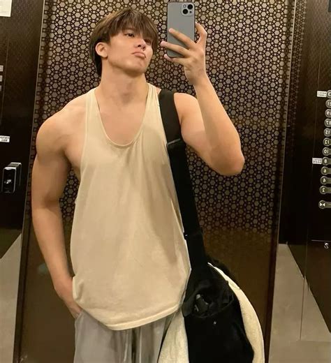 Chat With Eclypse Clyde Nsfw Enjoy Free Unrestricted Ai Character Roleplay No Filter Flowgpt