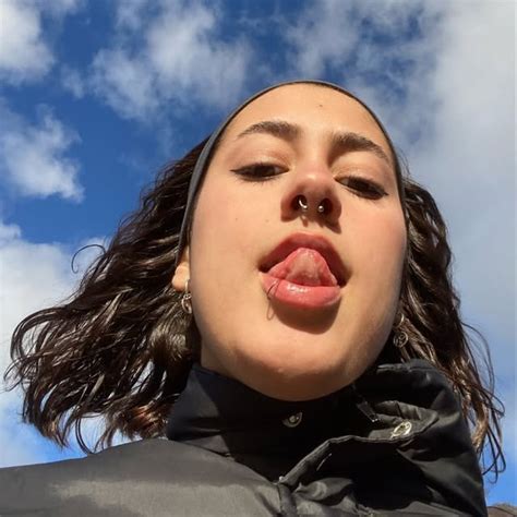 Fluffy Josie Threads Say More