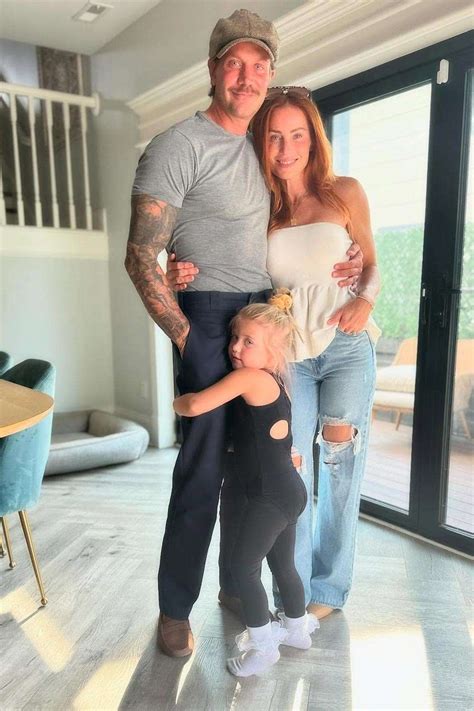 Mina Starsiak Hawk Celebrates 9th Wedding Anniversary With Date Night Photos Taken By 6 Year