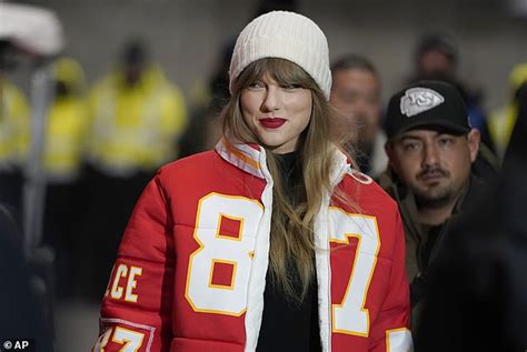 Taylor Swift Is Furious About Explicit Ai Pictures And Is Considering