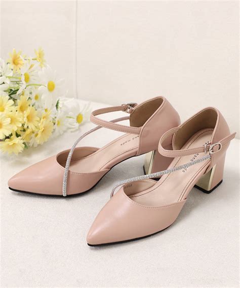 [하객룩 자체제작] 큐빅 스트랩 세르빈 펌프스 힐 7cm 금장뒷굽 에이블리