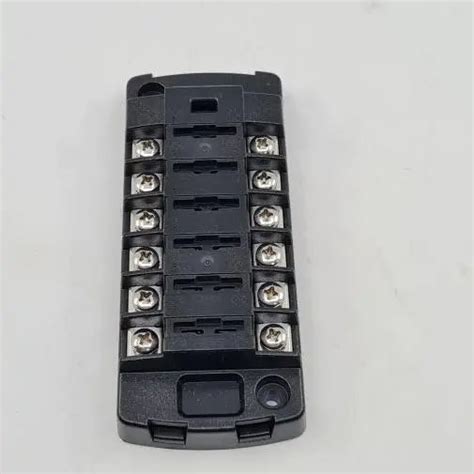 Fuse Block St Blade 6 Circuit Independent Power Source In Line Type Everything Caravans