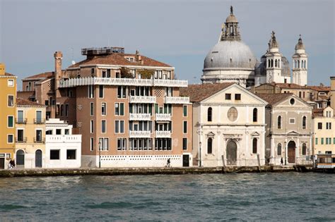 Architecture Of Venice Italy A New Centre For Photography In Venice