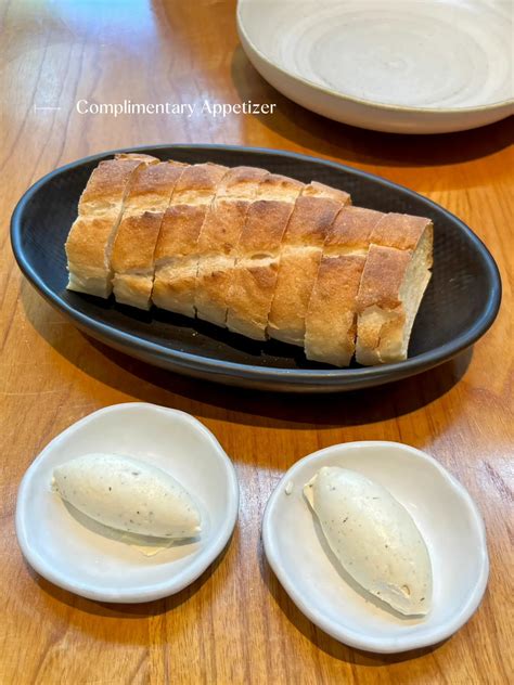 พิซซ่าเตาถ่านที่โคตรอร่อย 🍕🧀🍓 แกลเลอรีที่โพสต์โดย Noey🧀 Lemon8