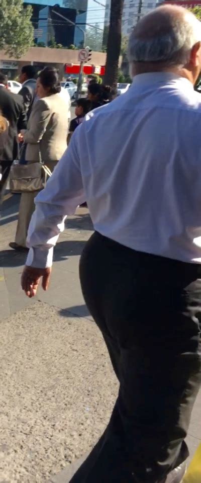 Big Ass Daddy Walking In The Street Tumbex