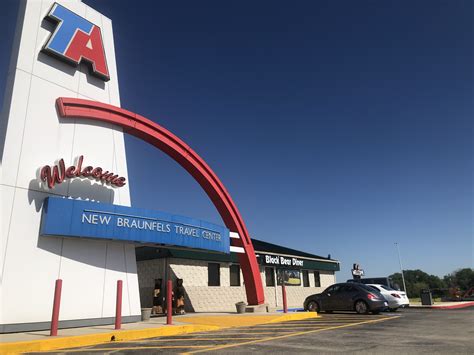 Ta Opens Black Bear Diner In Texas And Fuddruckers And Popeyes In