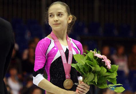 Andreea Munteanu Medalie De Aur La Bârnă Bronz La Sol La Trofeo