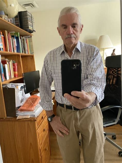 Bob Weick Creepy Guy Mens Fashion Style