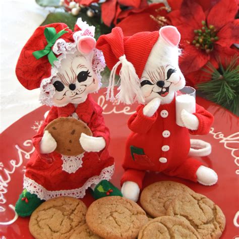 8in Christmas Whimsy Pj Mouse Annalee Dolls