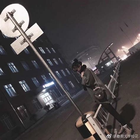 最美大學校花推薦氣質慵懶眉眼如畫 每日頭條