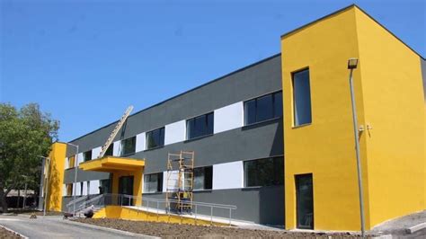 მიმდინარე და დაგეგმილი რეაბილიტაციები როგორ ხვდებიან ხაშურის სკოლები ახალ სასწავლო წელს